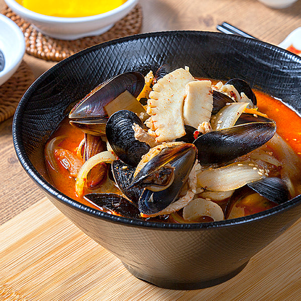 [Sauce Man] Mussel Jjamppong (2-3 Servings, Includes Noodles ...